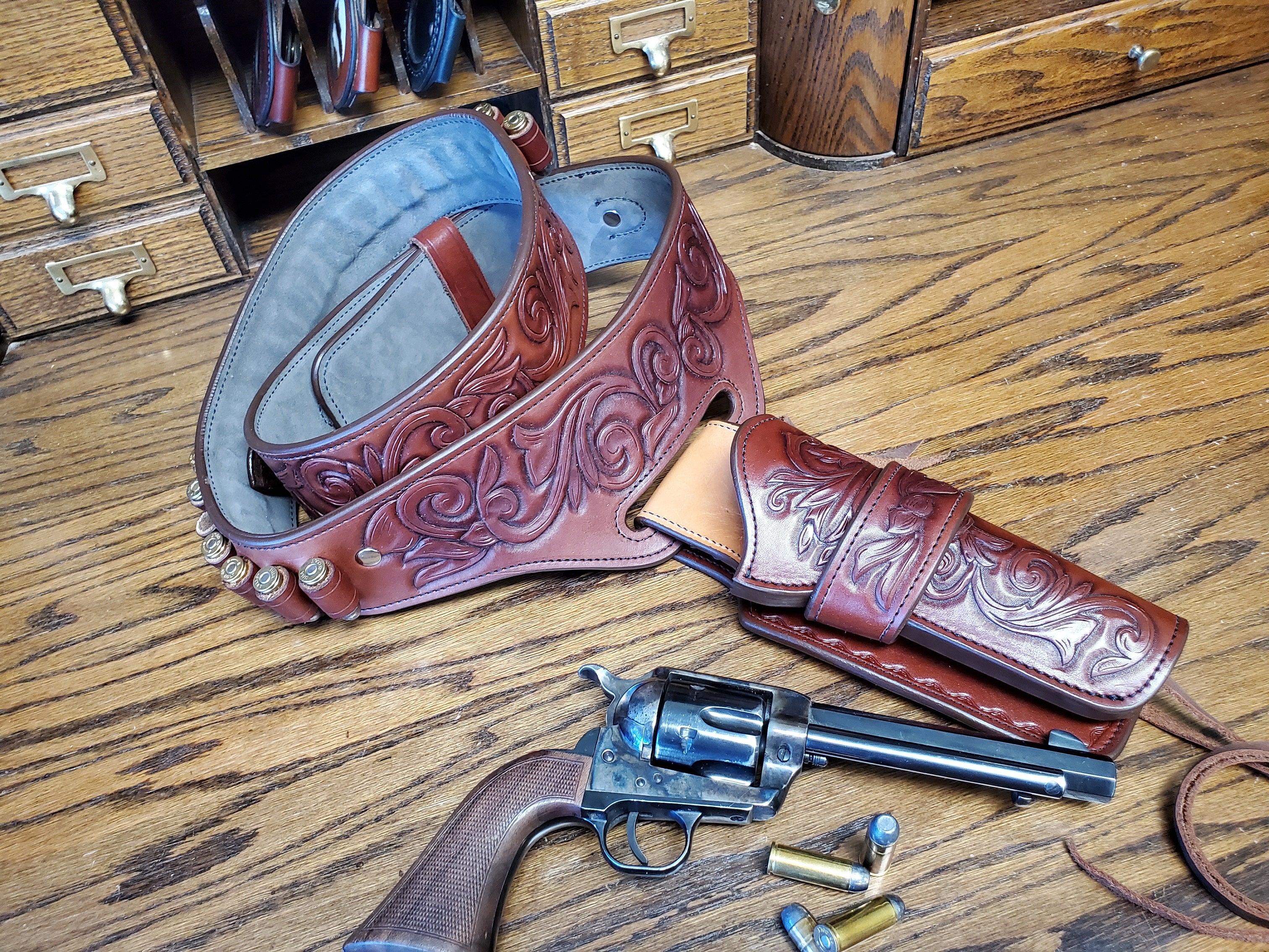 CUSTOM LEATHER - HANDCRAFTED – Hellhound Leather Co